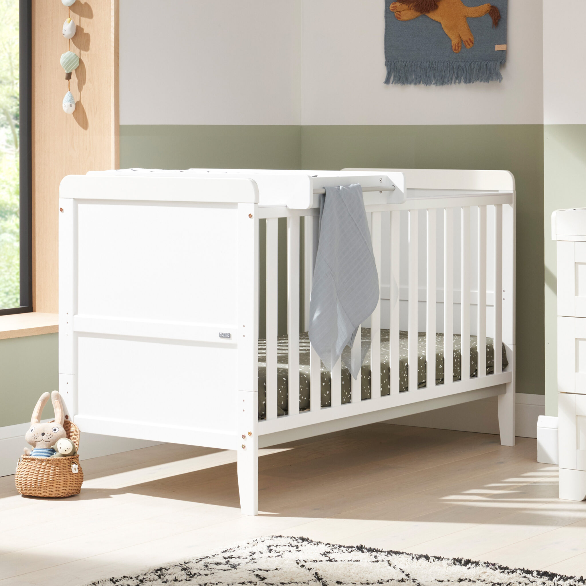 Tutti Bambini Rio Cot Bed with Cot Top Changer & Mattress